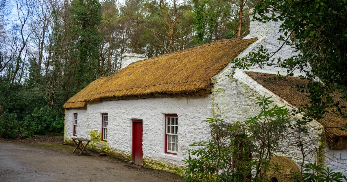 Weaver's Cottage | Ulster American Folk Park