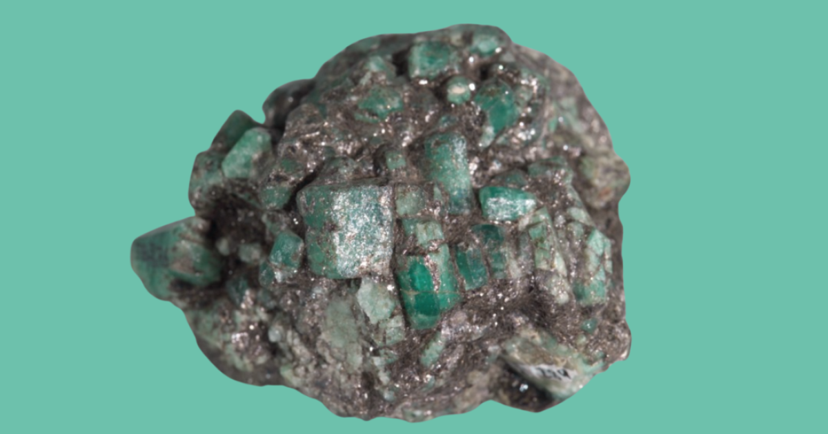 UM - Minecraft Rocks - 1095x616 (1).png